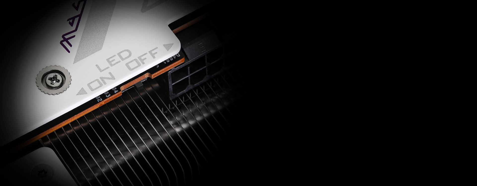 ASRock | AMD Radeon™ RX 7900 XT Phantom Gaming White 20GB OC